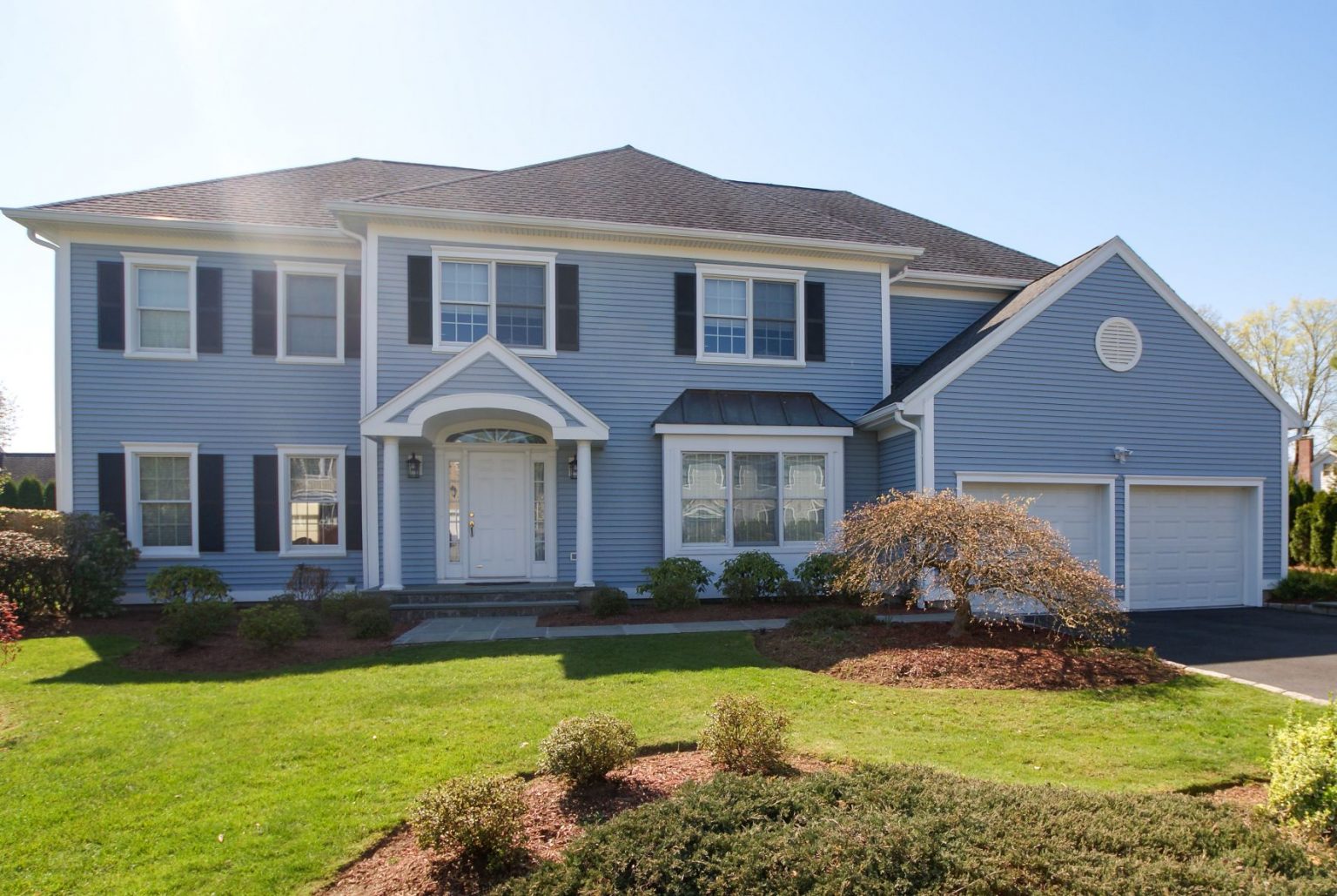 Timeless Beauty: Discover the Art of Vinyl Siding Installation